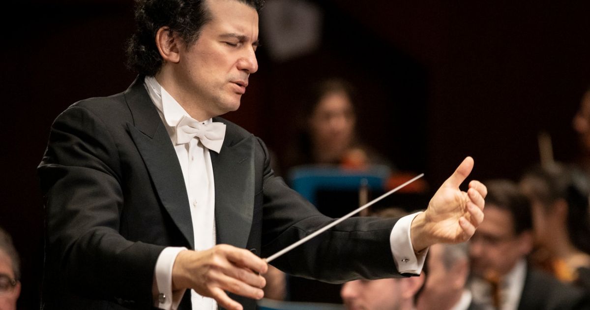 Alain Altinoglu bevorderd tot Officier de l'Ordre des Arts et des ...